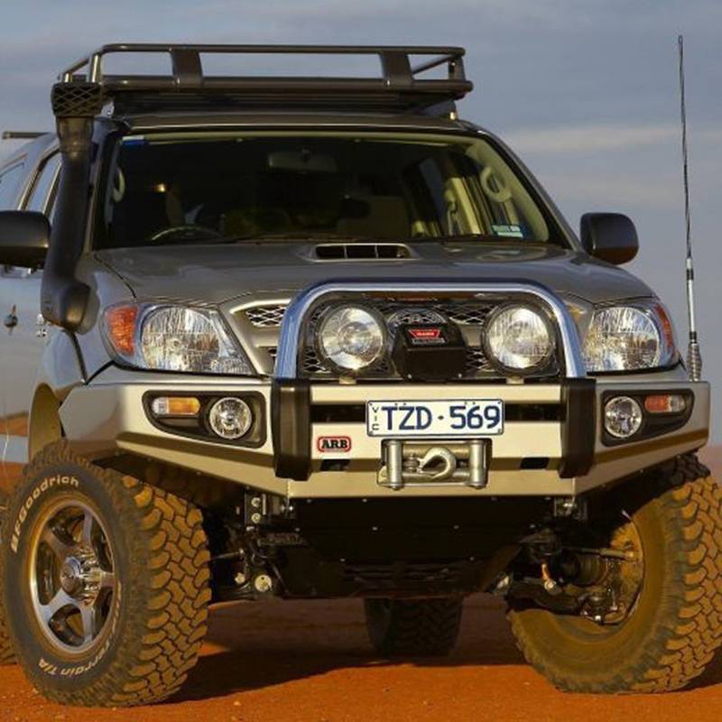 ARB 3914510 Deluxe Sahara Front Bumper for Toyota Hilux 2005-2011 ...